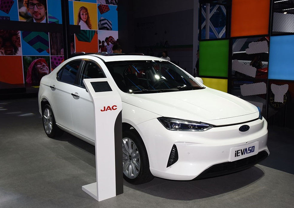JAC IEVA50 Jianghuai 2020-2021 Auto Electric Vehicle 350-402KM 4 Doors 5 Seats