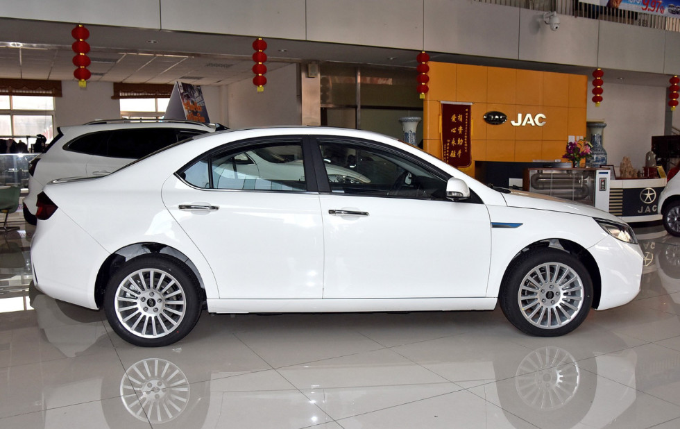 JAC IEVA50 Jianghuai 2020-2021 Auto Electric Vehicle 350-402KM 4 Doors 5 Seats